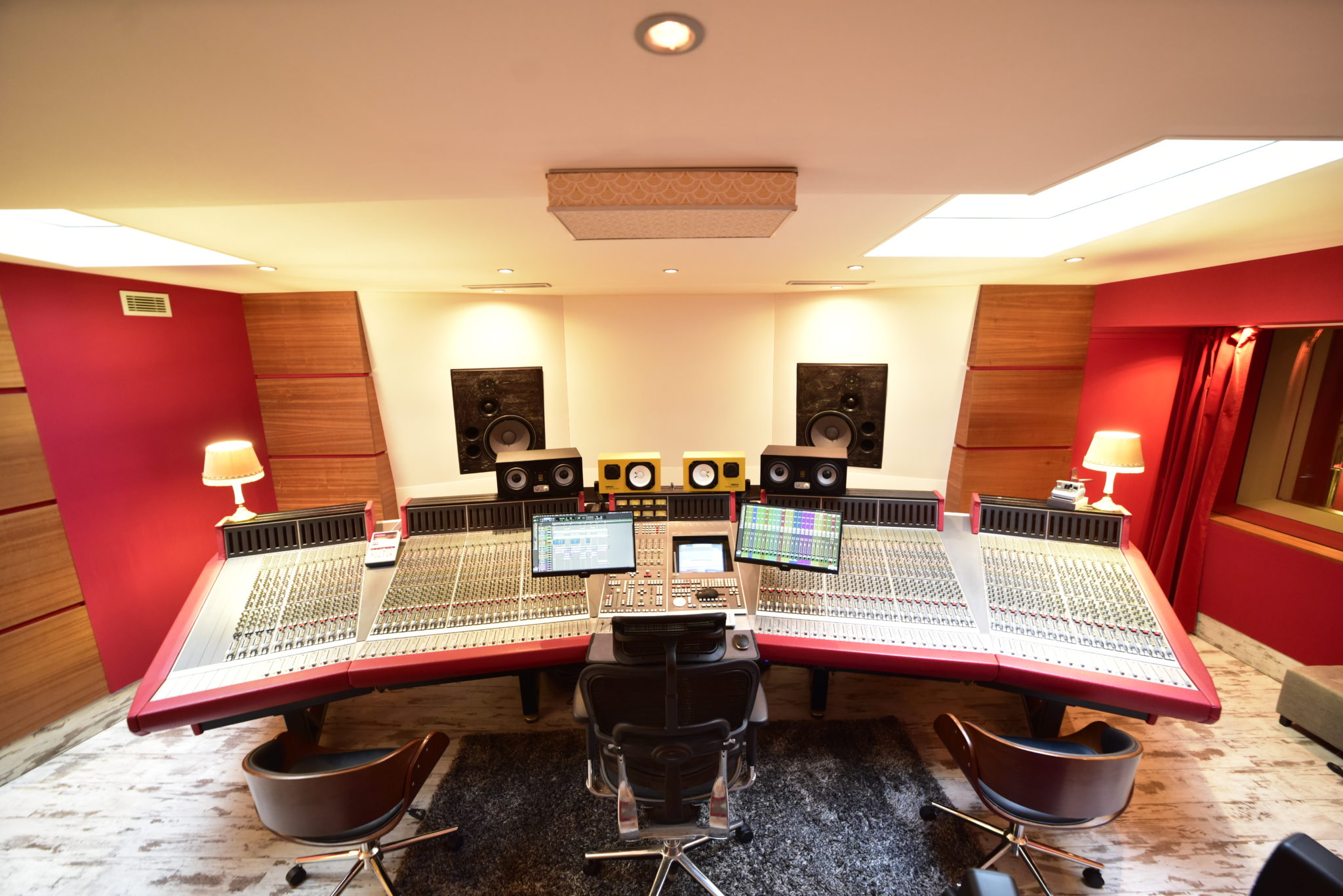 Control Room - Ever Estudio